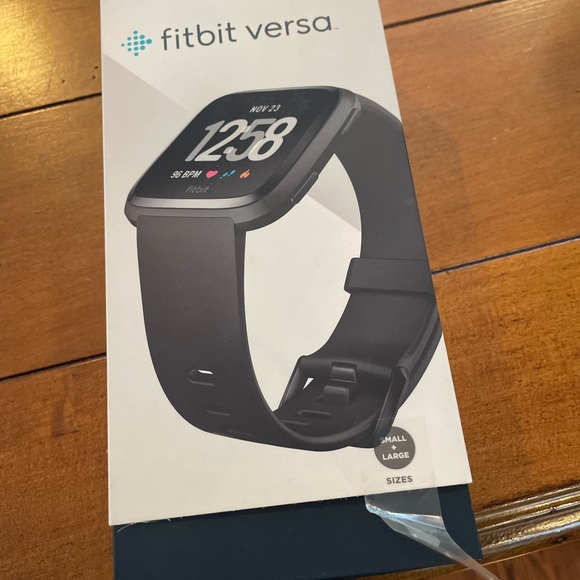 fitbit | Wearables | Fitbit Black Smartwatch With Sleek Design And ...